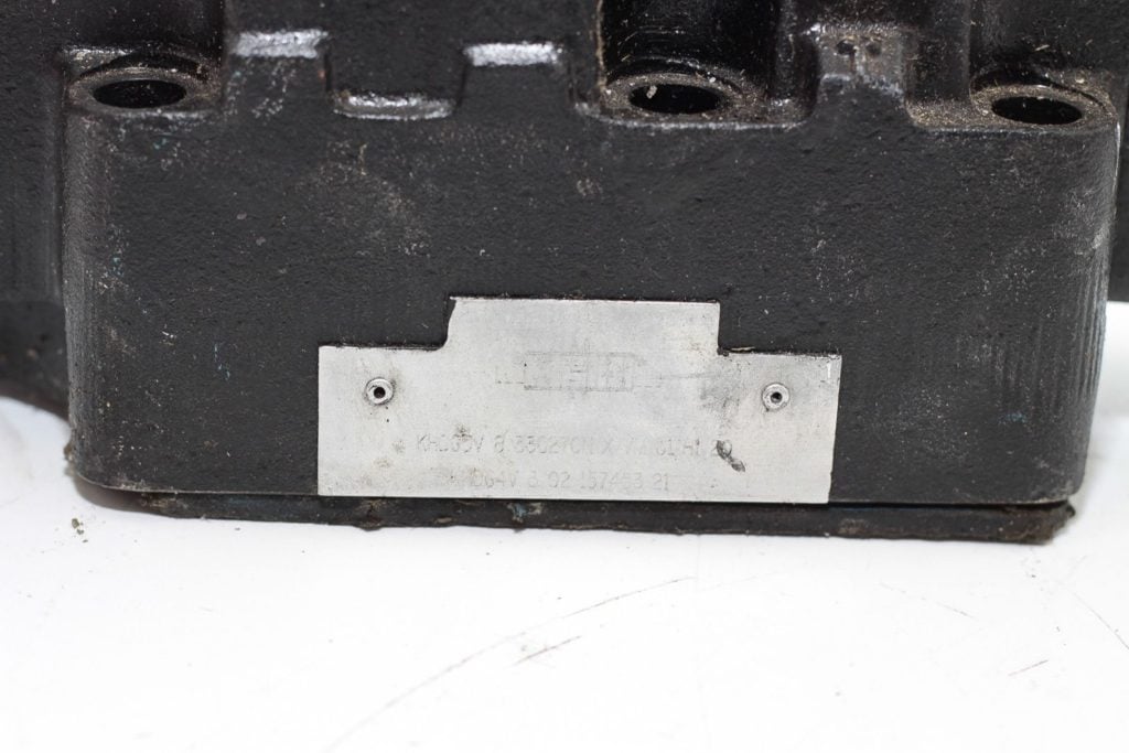 EATON VICKERS KHDG5V-8-33C270N-X-VM-U1-H1-20 PROPORTIONAL DIRECTONAL ...