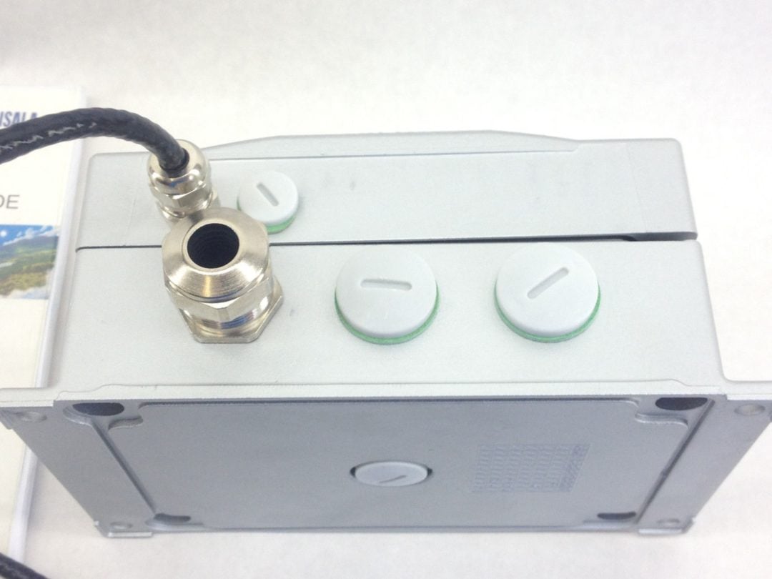 VAISALA HUMIDITY TEMPERATURE TRANSMITTER HMT333 (TOL)