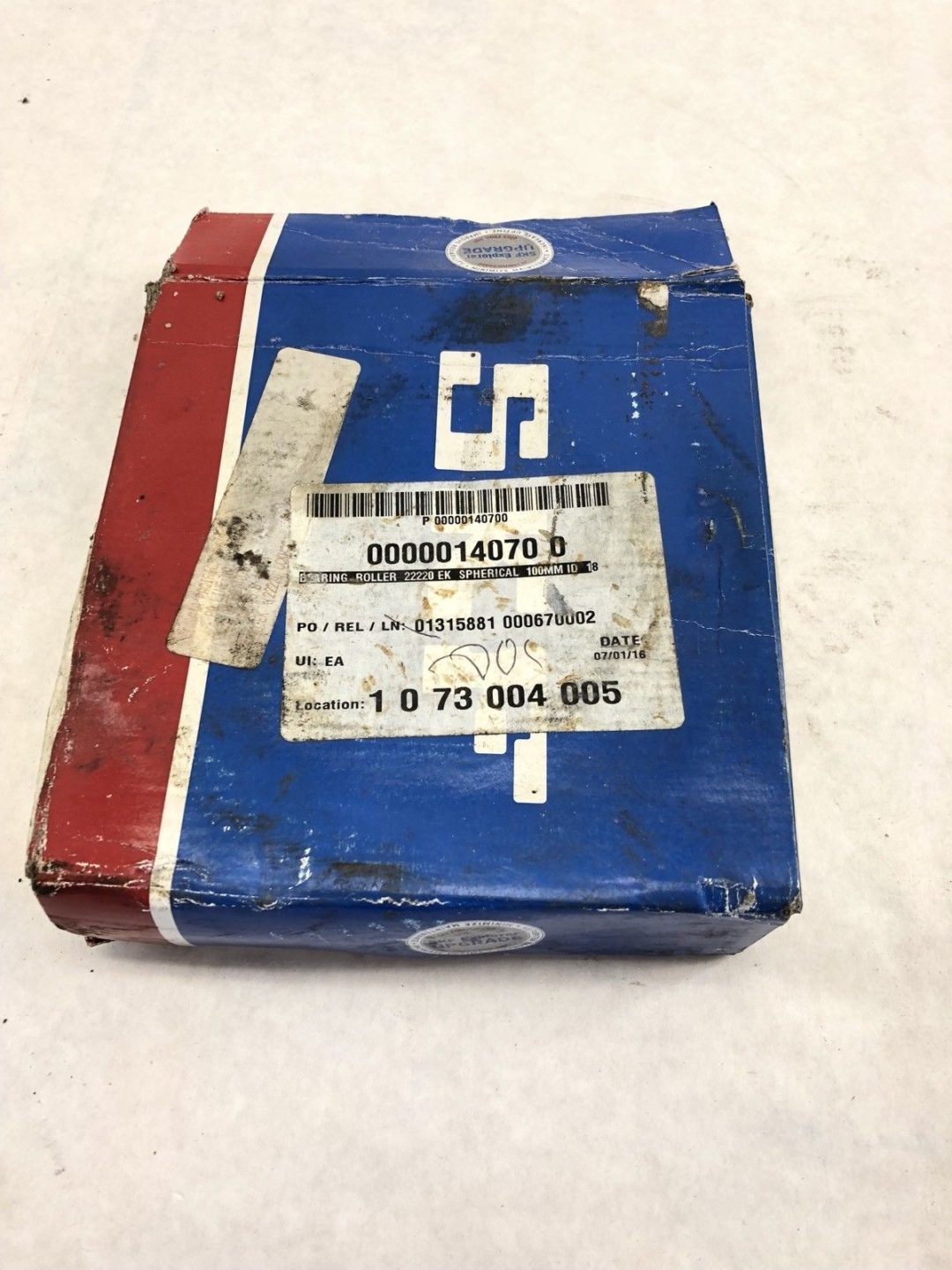 SKF EXPLORER 22220 EK SPHERICAL ROLLER BEARING (B458)