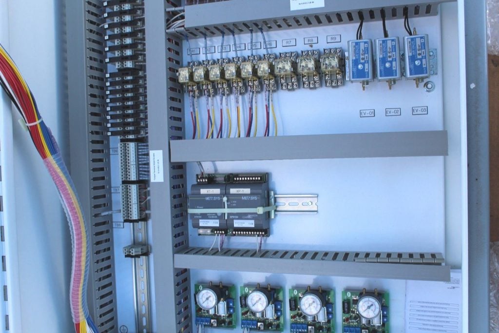 Johnson Controls STD DX Panel A423010LP RY20847 Metasys Panel ** (P22)