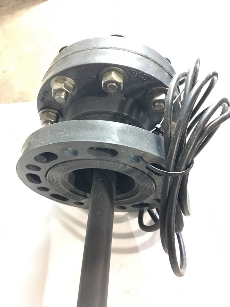 FLOAT SWITCH WITH SPEARS 4 BOLT GASKET FLANGE AND F1970 FLANGE, (VALVE PT)