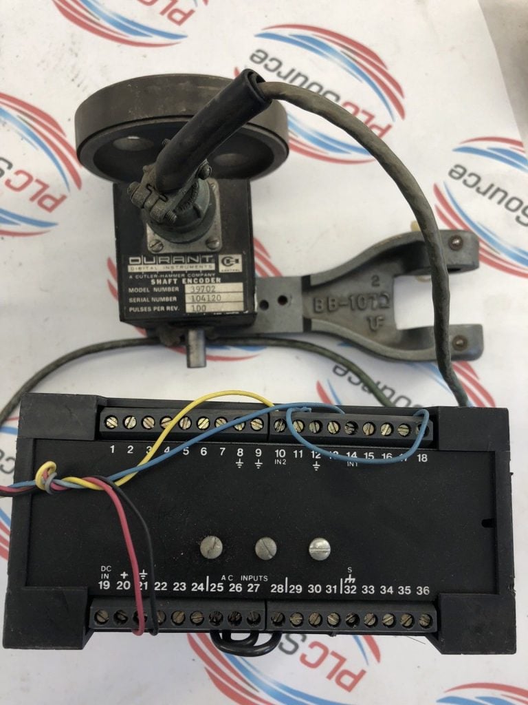 DURANT EATON 39702 SHAFT ENCODER WITH 58811-400 TOTALIZER