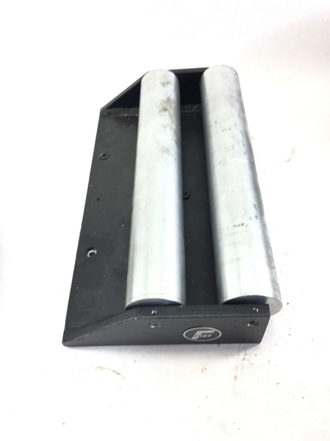 FIFE SYMAT 25 LINEAR RACE OFFSET PIVOT GUIDE W/ 12 ROLLERS, 53061-00, B398