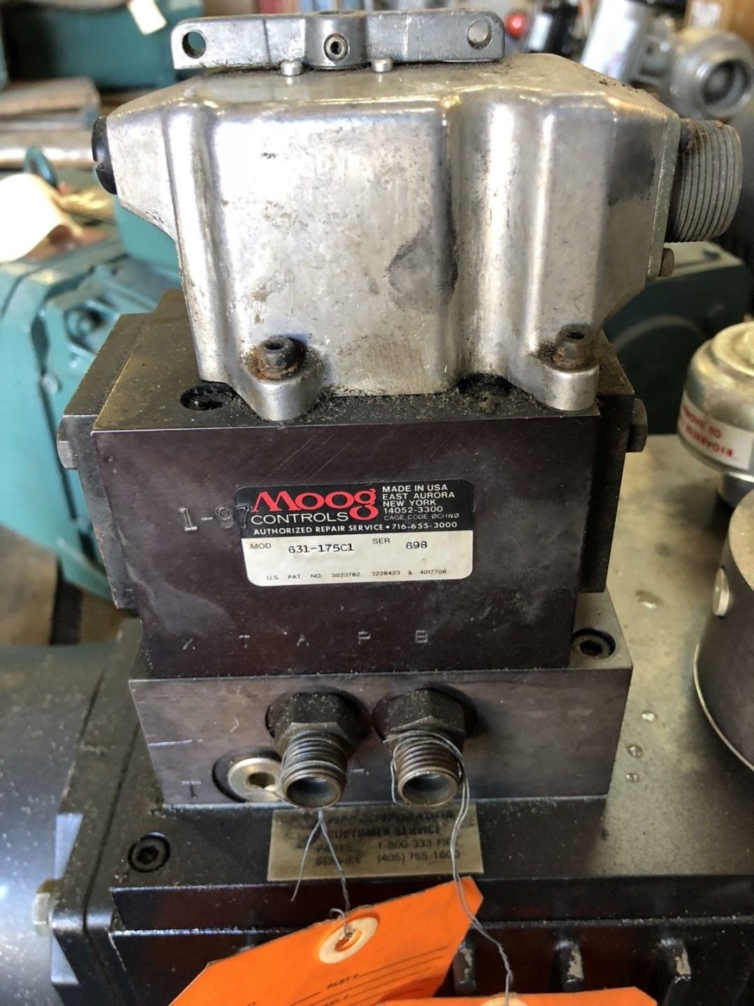 FIFE GUIDE POWER UNIT E25B-1AA1A ,WITH MOOG D631-175C, FIFE 1/4 HP MOTOR