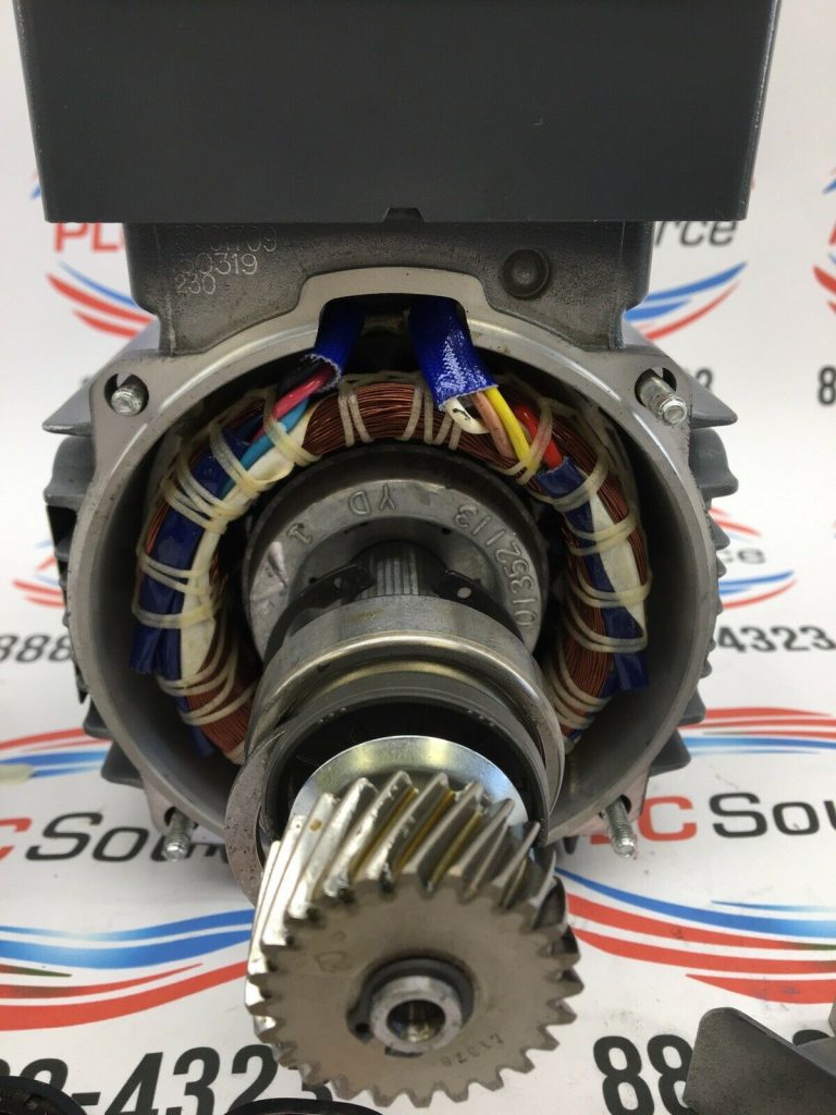 SEW EURODRIVE R17 DRS71S4