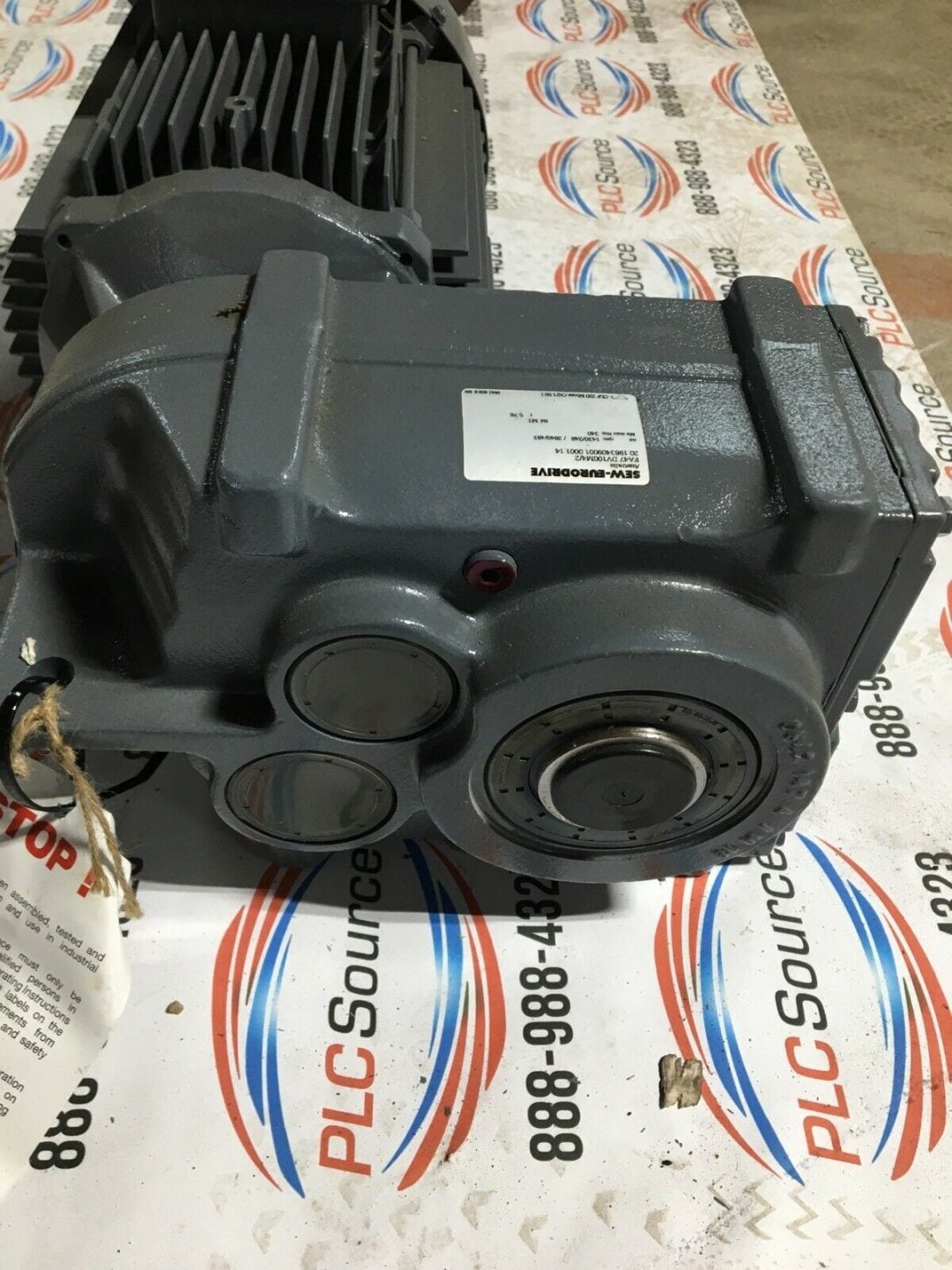 SEW-EURODRIVE FA47 DV100M4/2