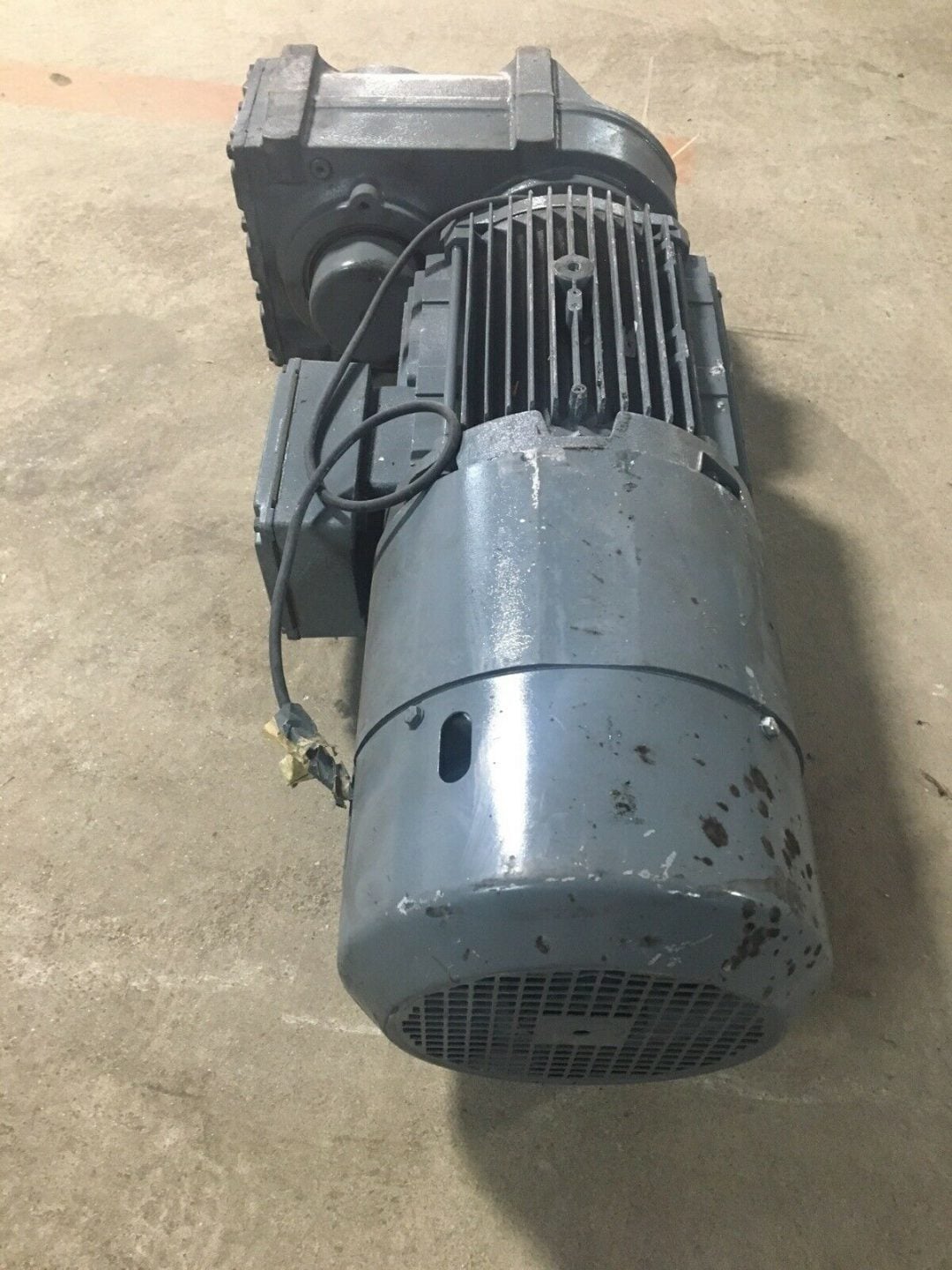 SEW EURODRIVE FH57/G DV112M4/BMG/HR/TF/AV1Y