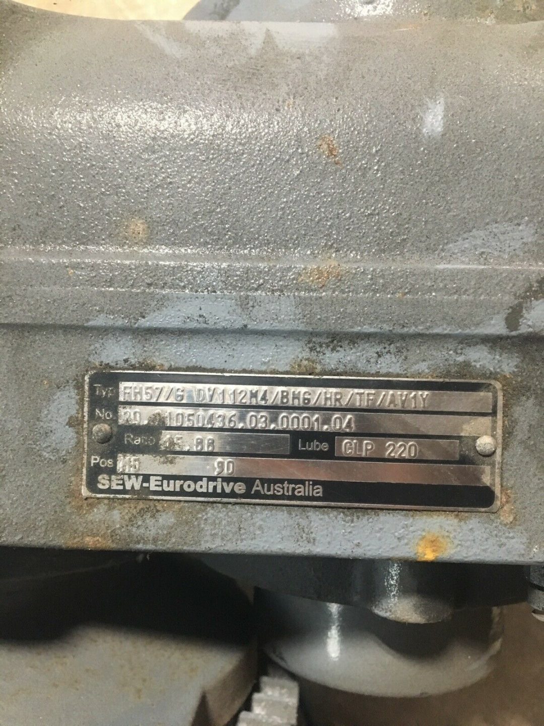 SEW EURODRIVE FH57/G DV112M4/BMG/HR/TF/AV1Y