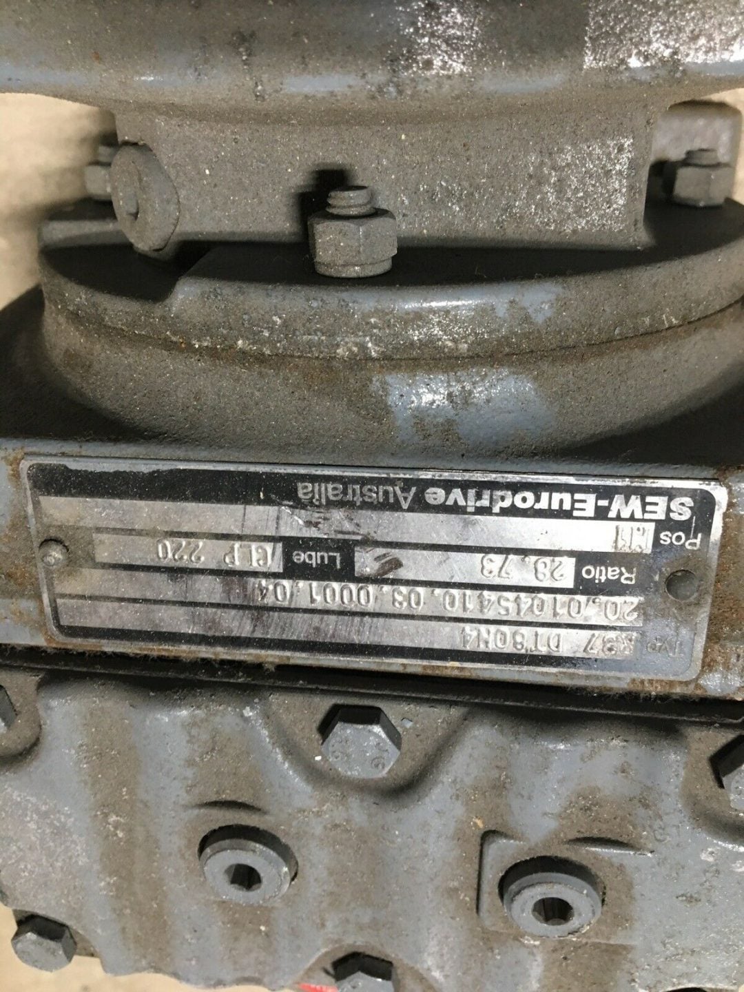 SEW-EURODRIVE R87 DT80N4