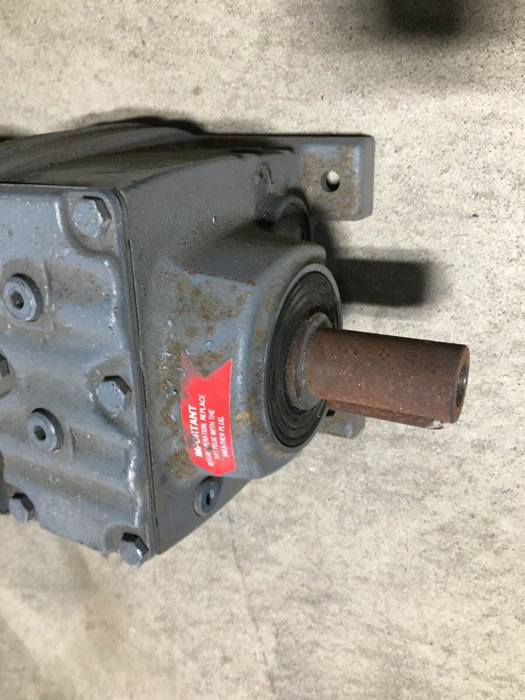 SEW-EURODRIVE R87 DT80N4