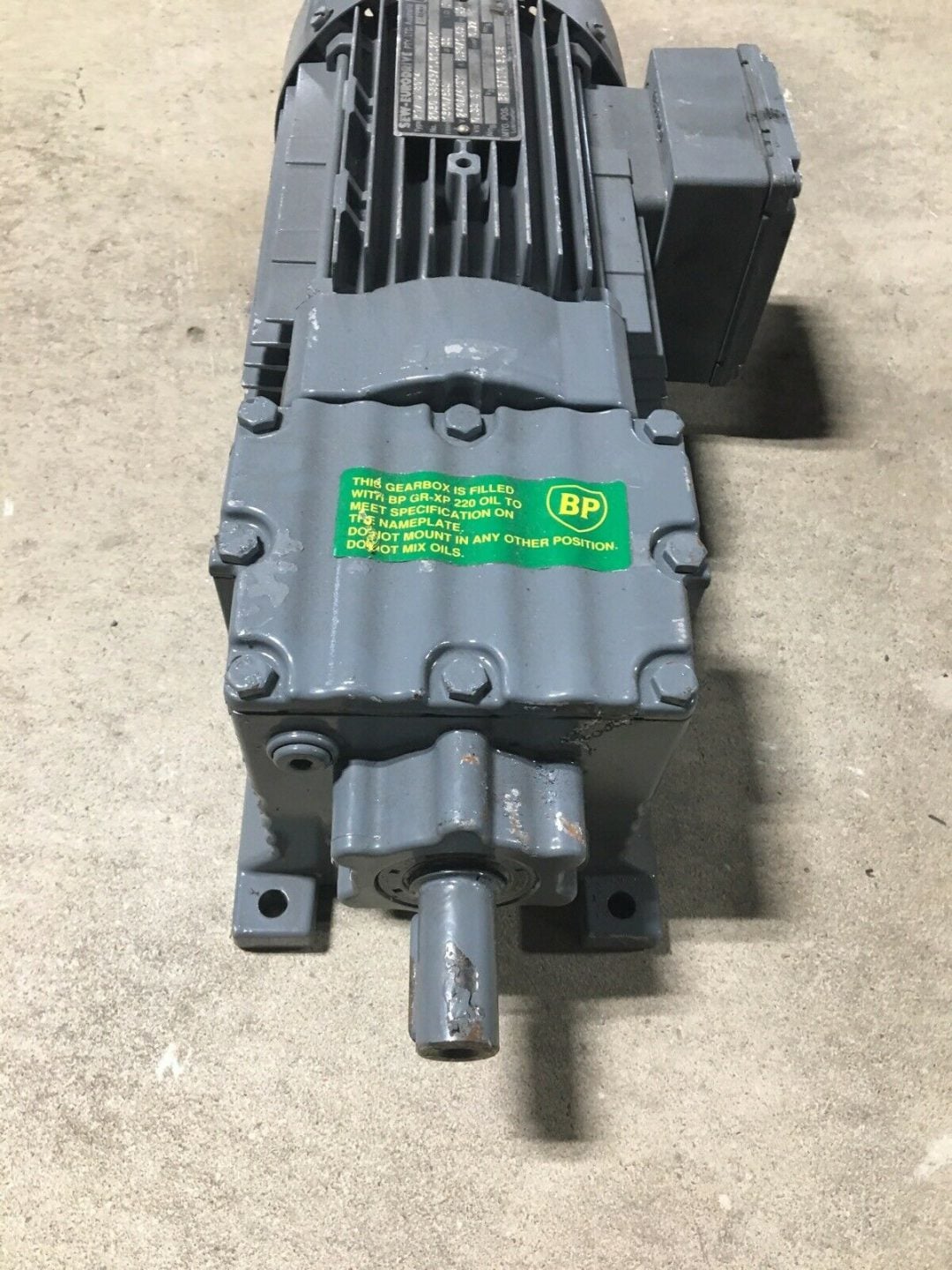 SEW EURODRIVE R17 DT80K4